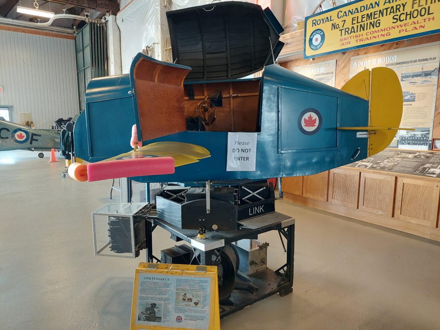 Link Trainer – Canadian Aviation Museum